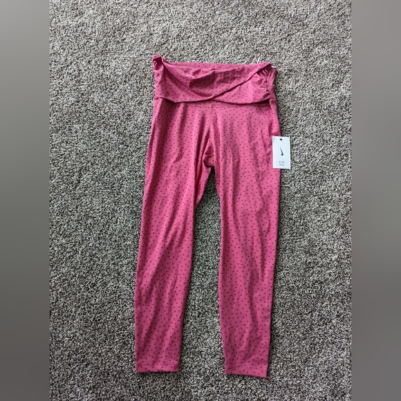 Nike | Pants & Jumpsuits | Nike Dry Fit Pink Yoga Leggings Capri Large ...